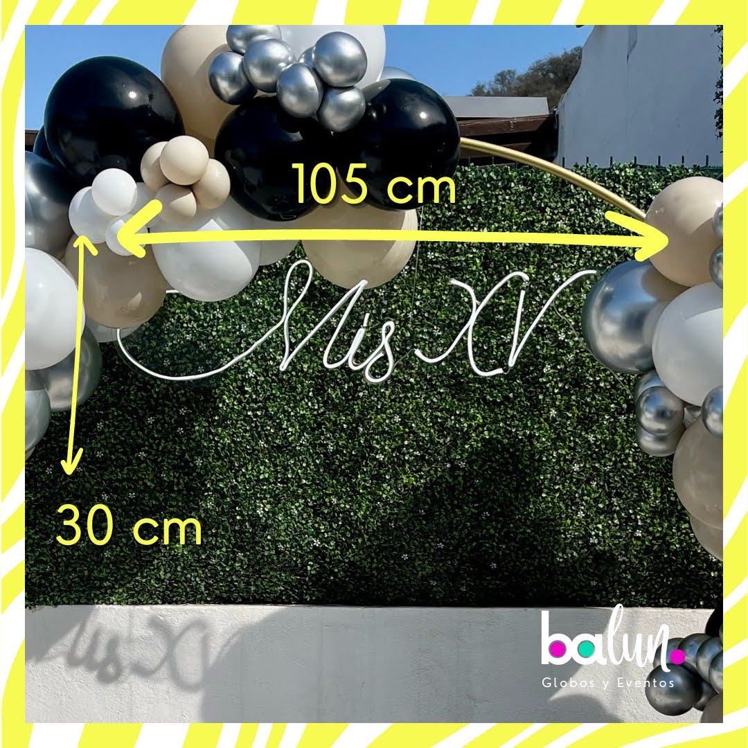 "Mis XV" (Renta Letrero Neón) – Balun Globos y Eventos